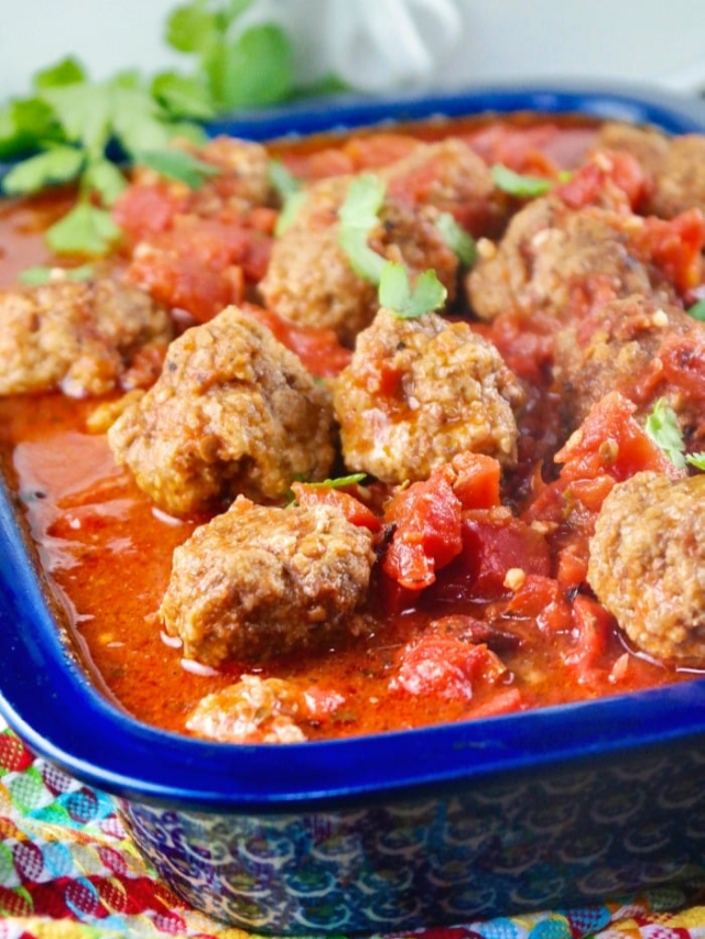 Slow Cooked Meatballs in Chipotle Sauce Story — The Foodie Affair