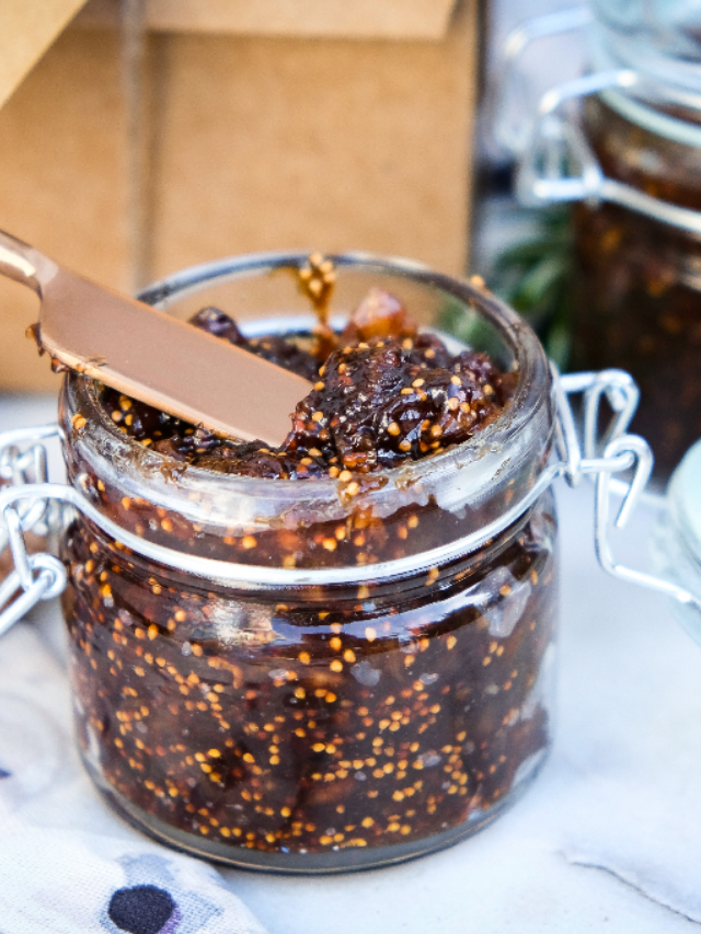 EASY FIG CHUTNEY RECIPE STORY • The Foodie Affair