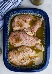 Easy Zesty Italian Chicken Recipe - The Foodie Affair