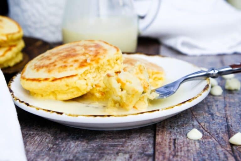 2-Ingredient White Chocolate Syrup Recipe - The Foodie Affair