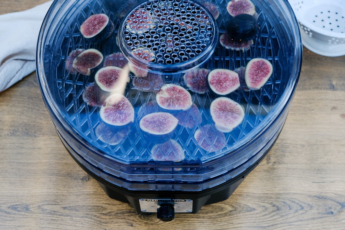 The Ultimate Guide to Dehydrate Figs Easily - The Foodie Affair