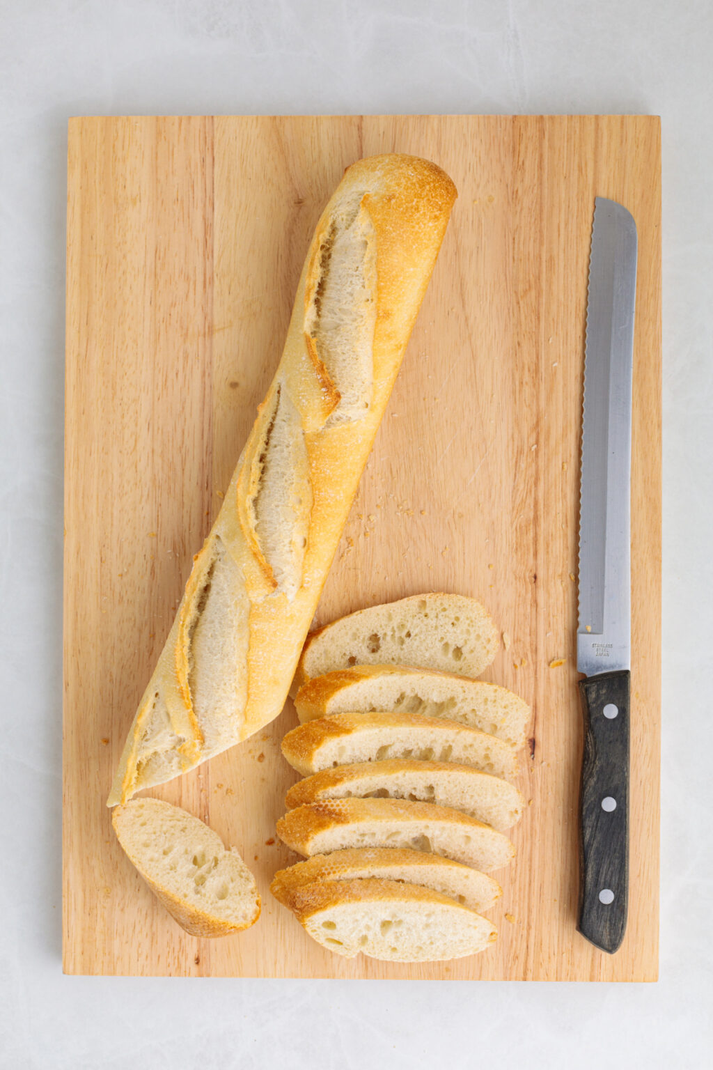 Easy Baguette Crackers (Toasted Crostini) - The Foodie Affair