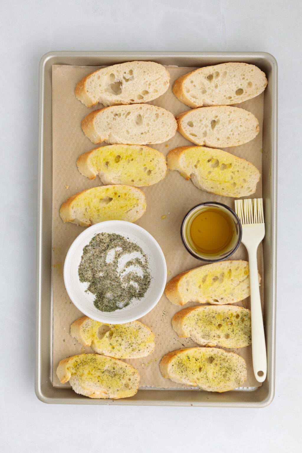 Easy Baguette Crackers (Toasted Crostini) - The Foodie Affair