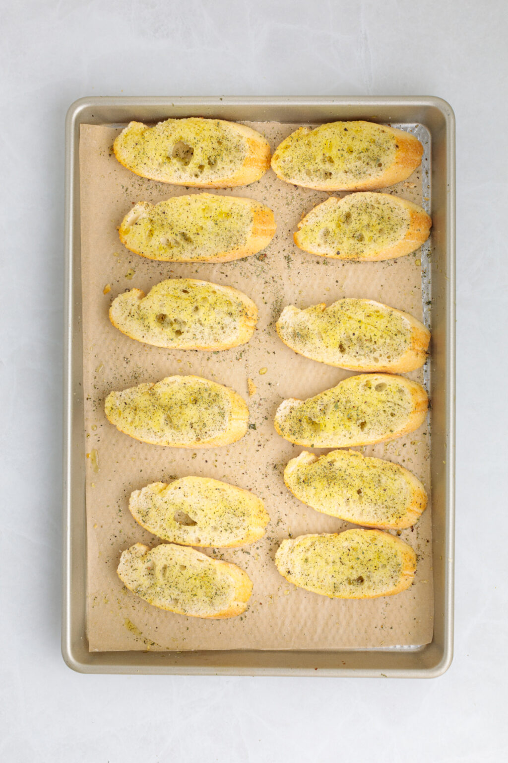 Easy Baguette Crackers (Toasted Crostini) - The Foodie Affair